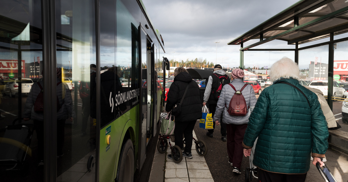 Busslinjer i Nyköping försvinner: "Värdelöst"