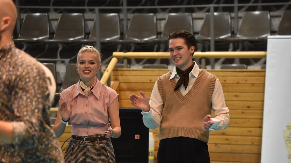 Syskonen Viktor och Wilma vann VM – var nu "hemma" i Skellefteå