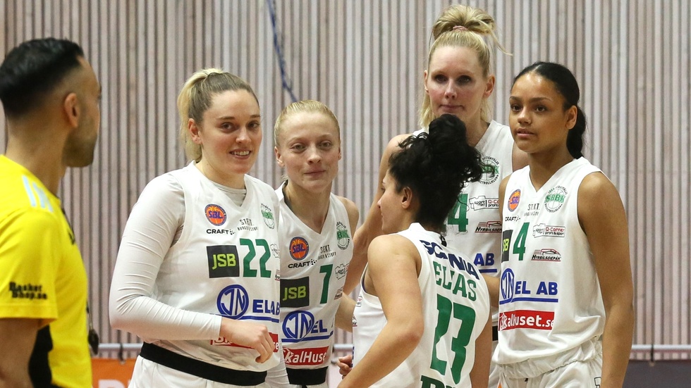 Visby Ladies jobbiga läge – chanslöst mot stjärnlaget