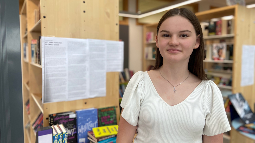 Frida, 15, skrev "Att vara psykopat – en enkel guide" – vann