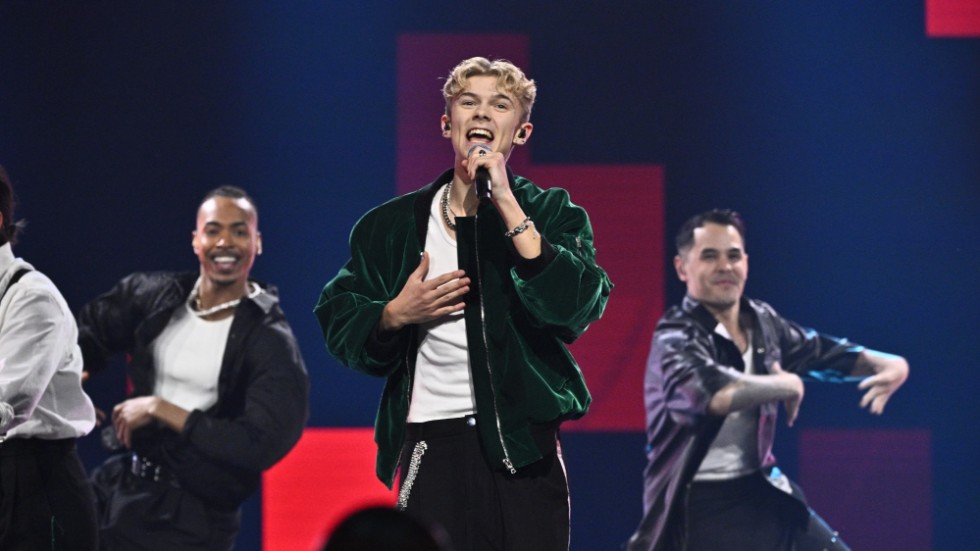 VIKTOR ANDERSSON: Melodifestivalen är ett hån mot det svenska språket