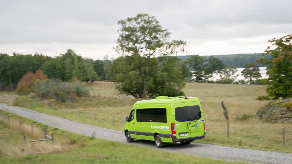 En tom buss är ett kollektivt dilemma