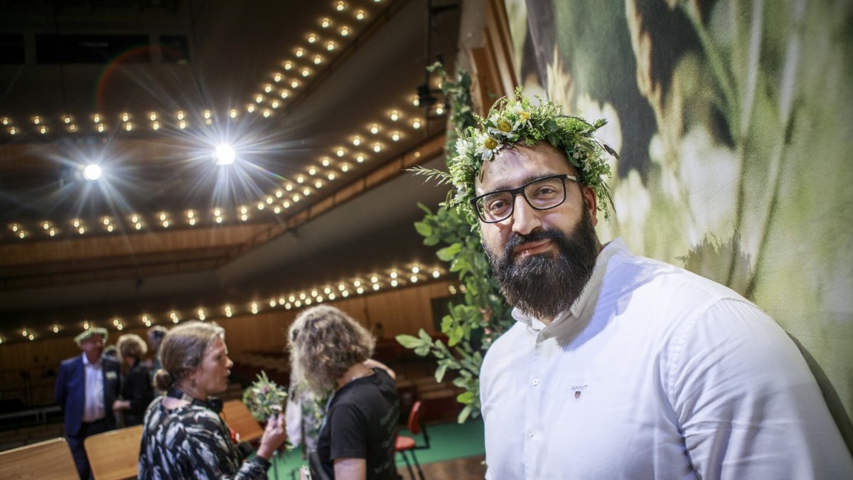 Hamid Zafar får lämna uppdrag efter hatinlägg