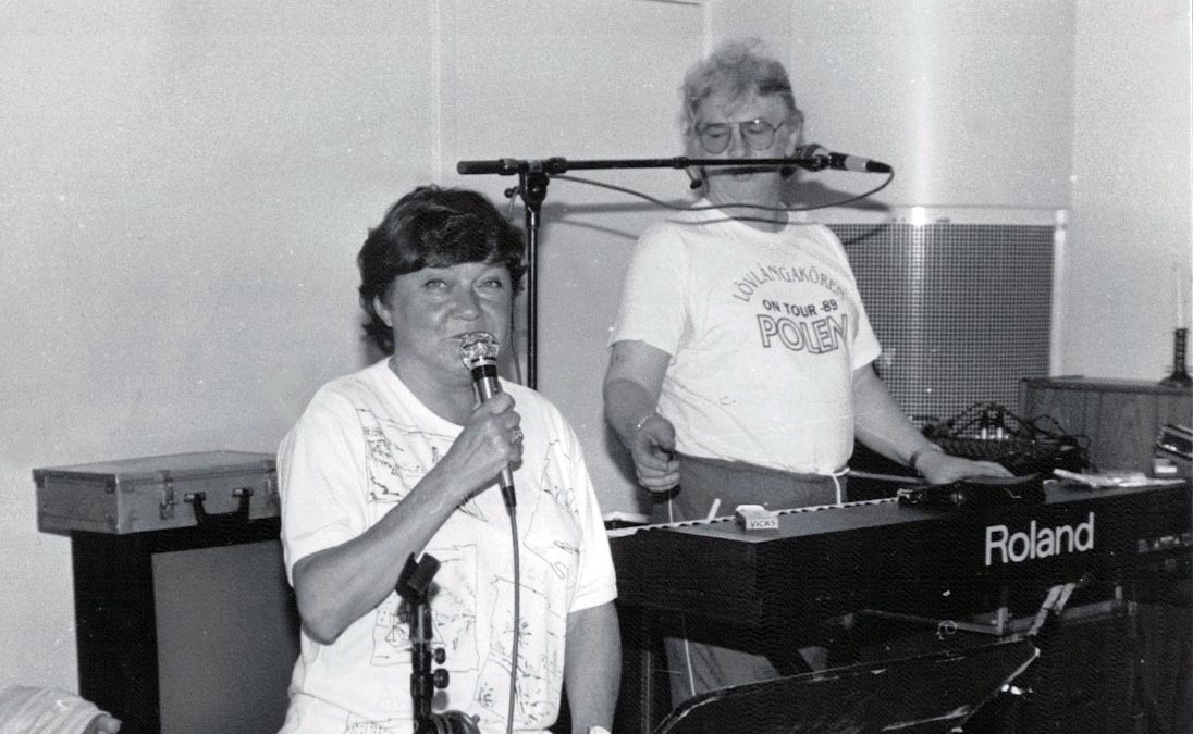 Anna-Lena Löfgren – en av våra folkkäraste sångerskor