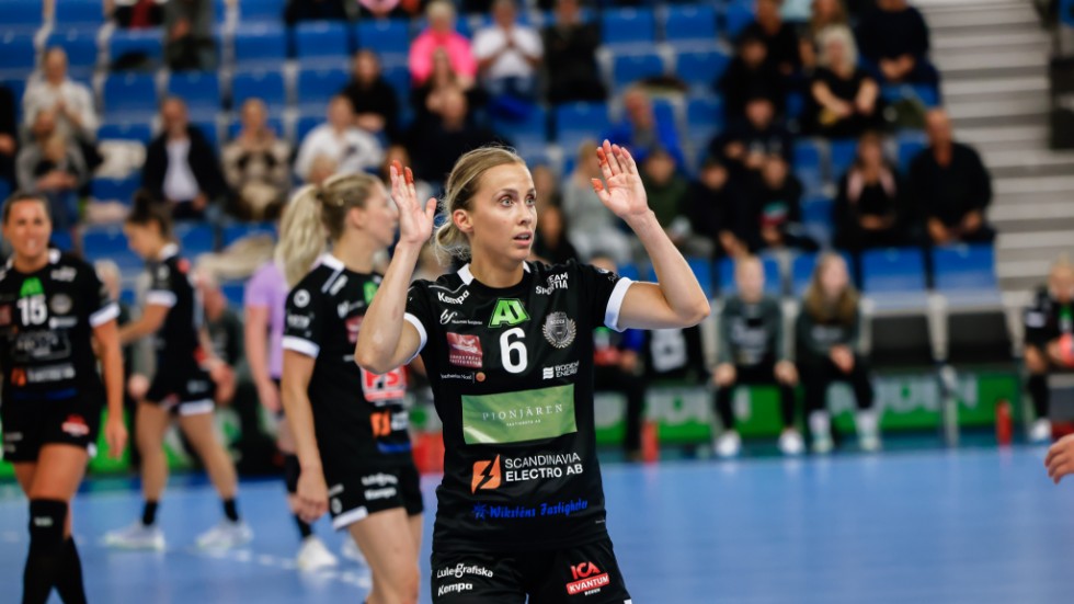 Boden Handbolls överkörning • Hyllar målvakten: ”Hon är magisk”