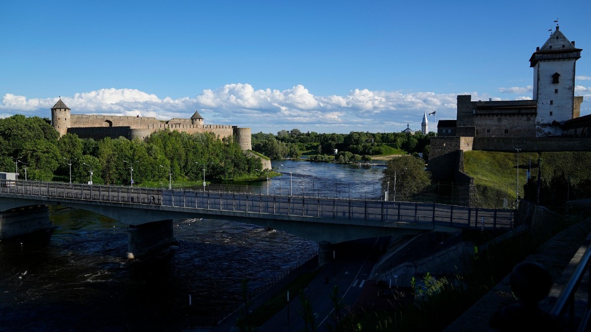 Ryssar inte längre välkomna till Baltikum Ryssar inte längre välkomna till Baltikum
