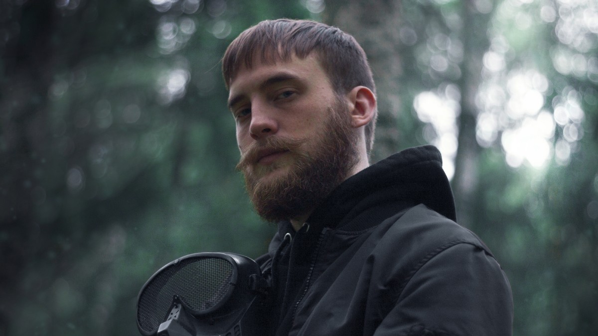 Eskilstunastjärnan F.O.O.L. bakom masken: Har lyssnare över hela världen